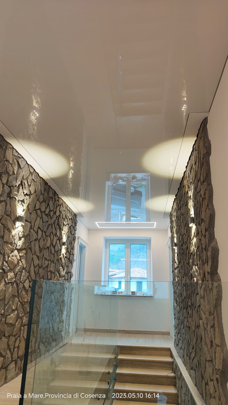 Glossy PVC and light lines. New project from Italy. — Saros Design
