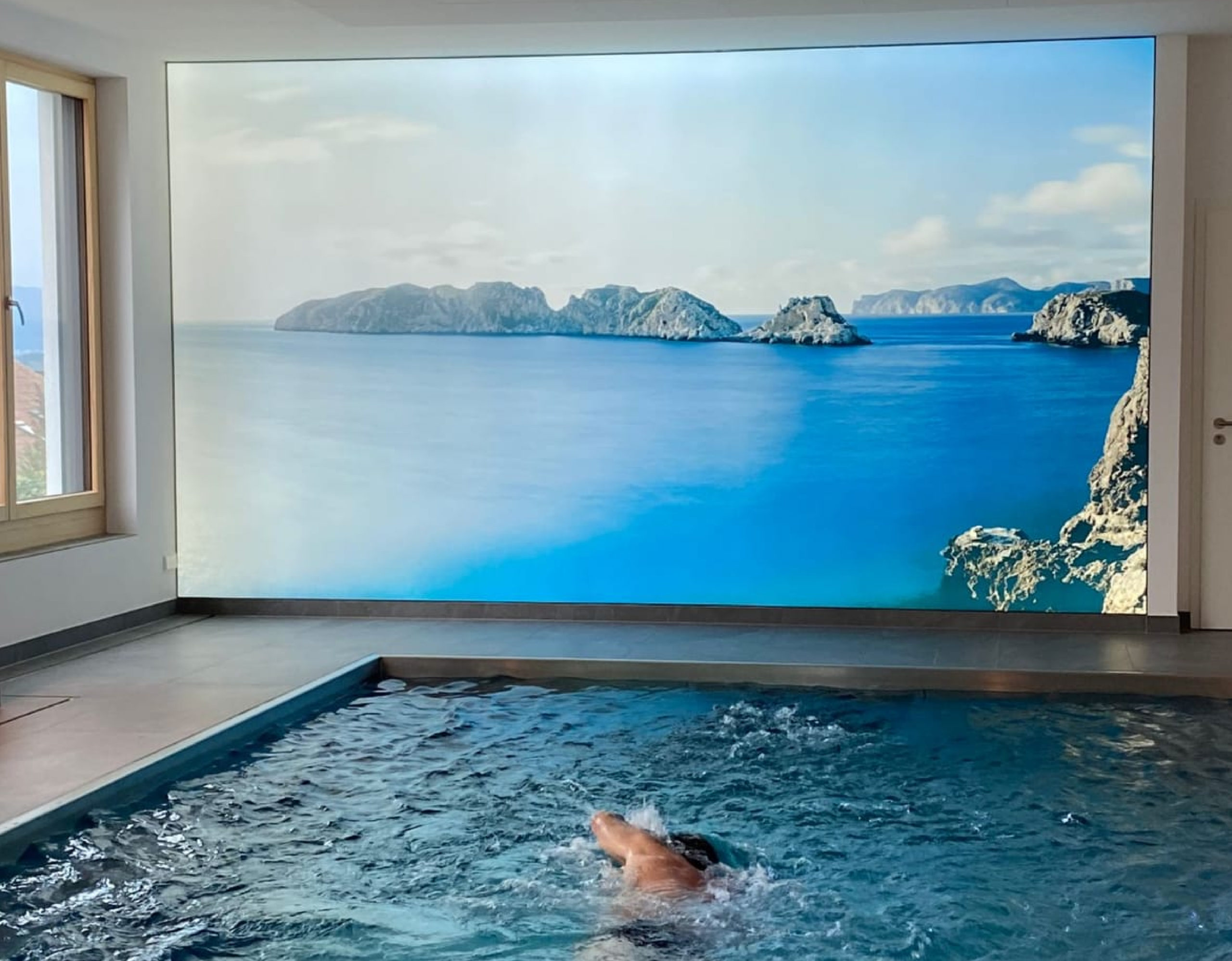 Saros luminous walls in Mallorca — Saros Design