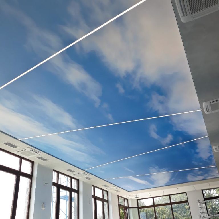 Backlit ceiling with light lines — Saros Design