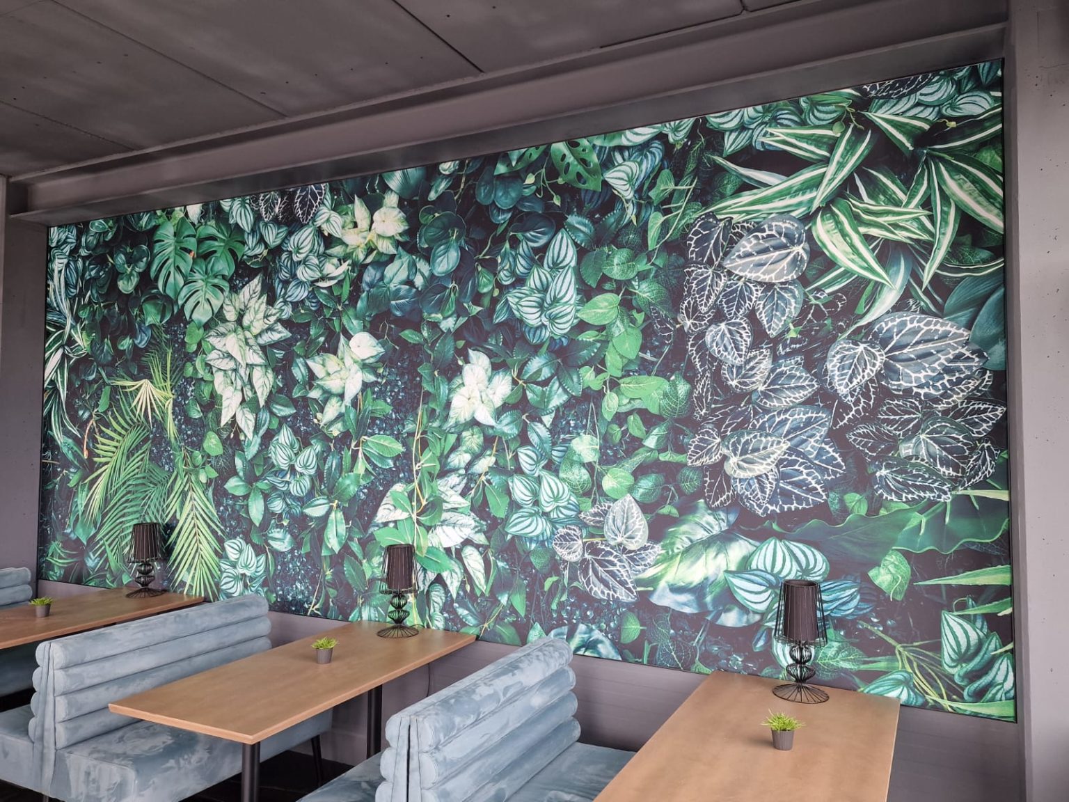 Restaurant with Saros textile wall — Saros Design